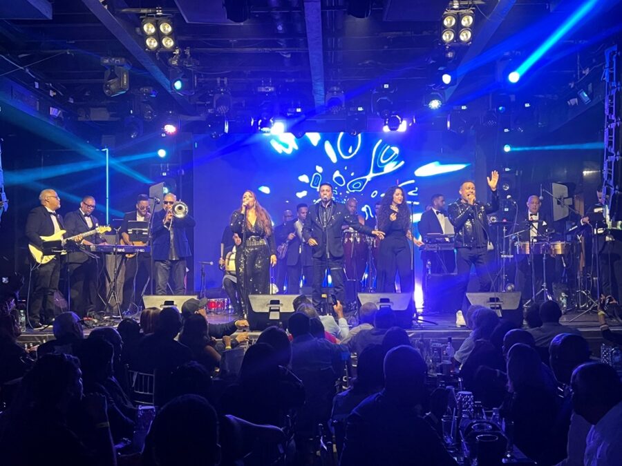 The New York Band renace con fuerza y enciende Hard Rock Café en su ...